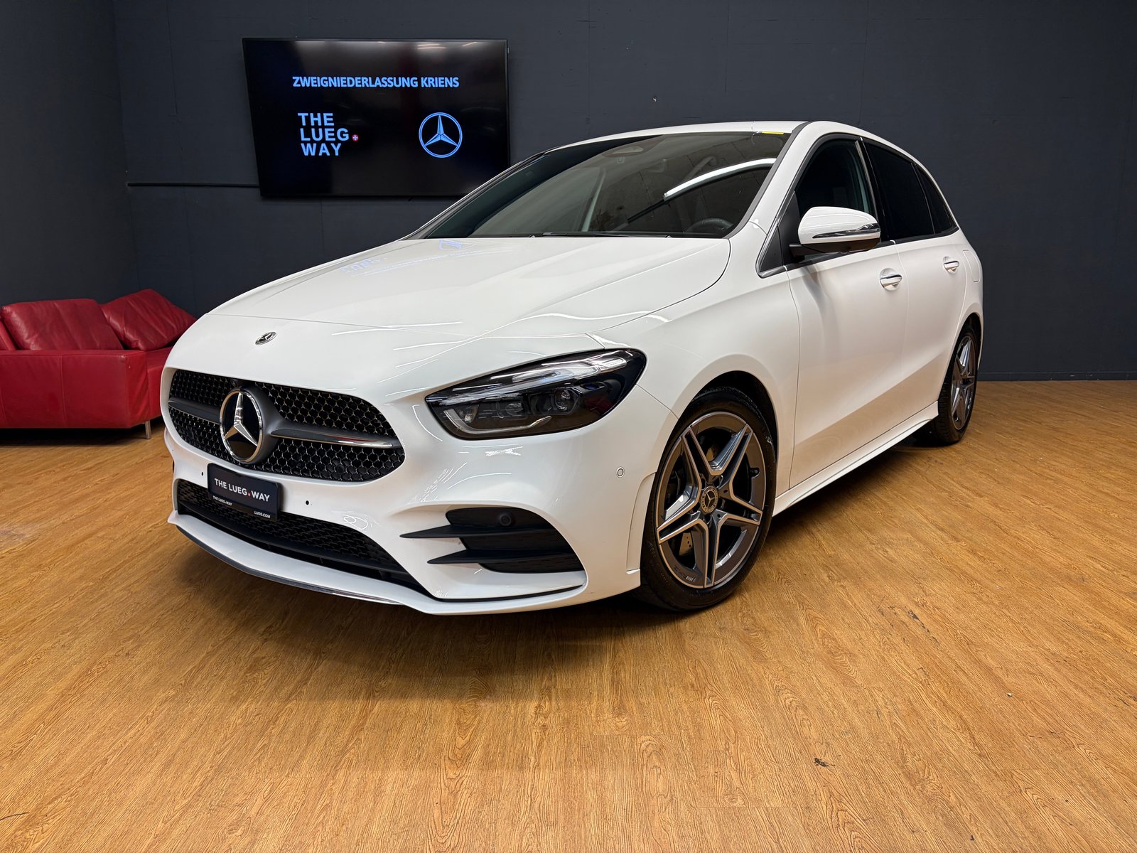 MERCEDES-BENZ B 200 - AMG / 360 Gr gebraucht für CHF 36'900,- auf AUTOLINA