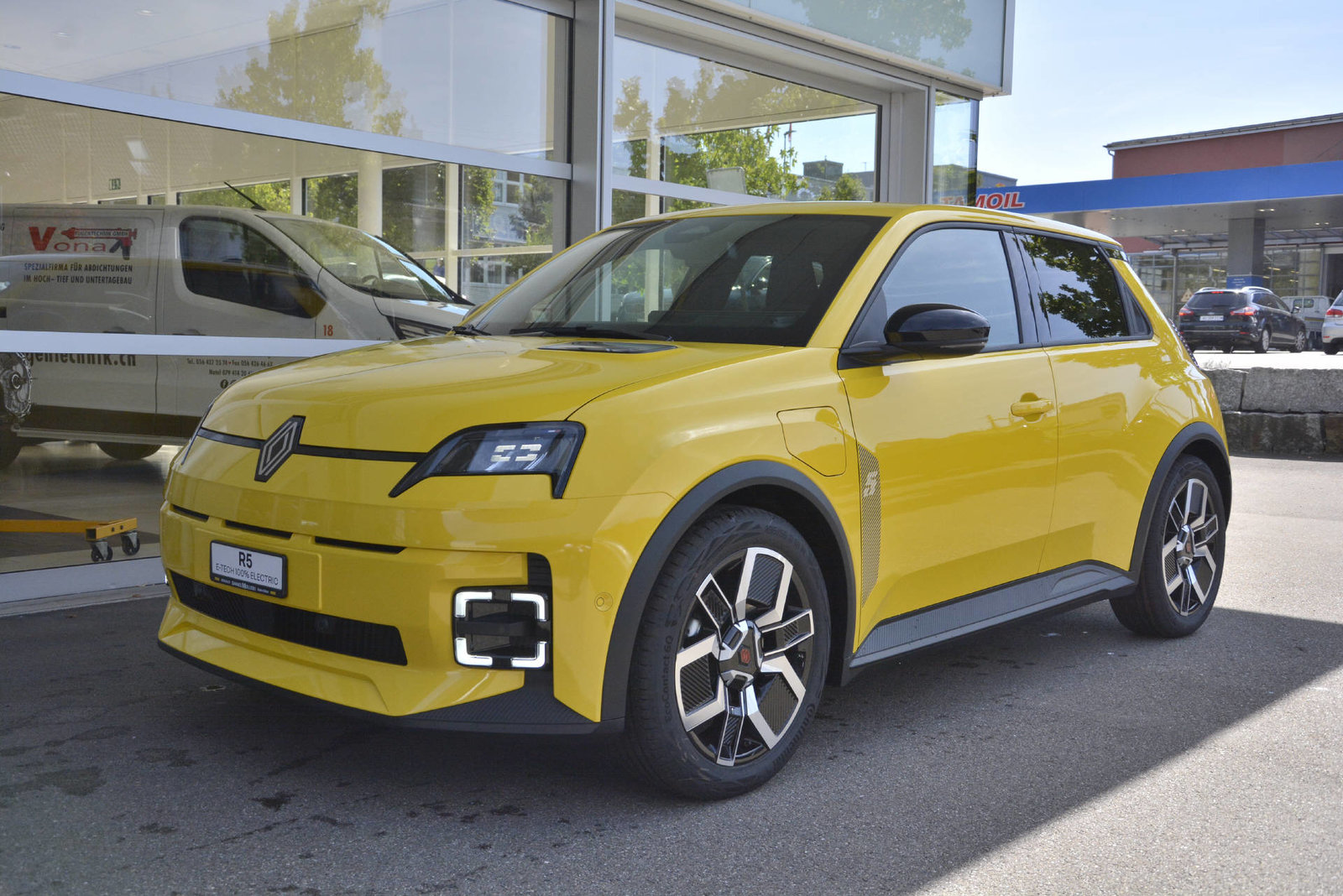 RENAULT R5 techno 120PS Urban Rang new for CHF 28'900,- on AUTOLINA